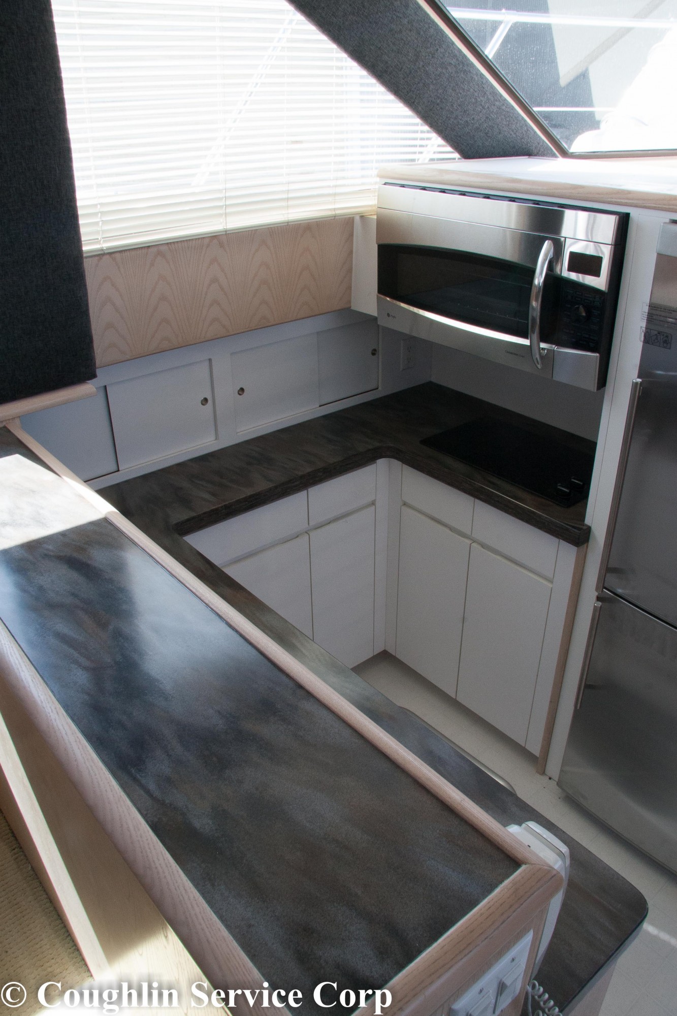 Corian® Sorrel installation in Yacht